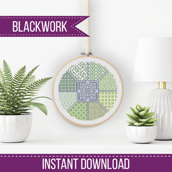 Central Point; Blackwork Pattern - by Peppermint Purple